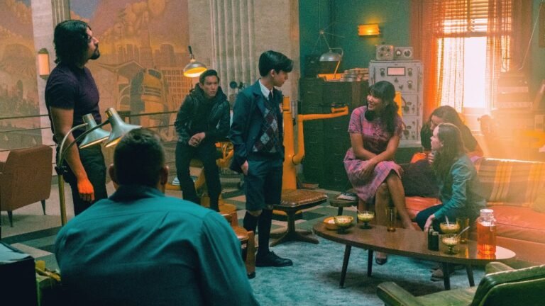 The 32 Best TV Shows About Time Travel | tvshowpilot.com