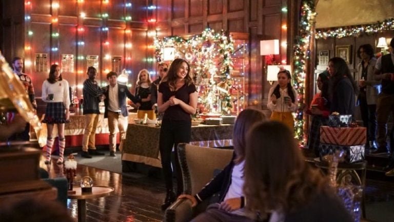The 12 Best Christmas Episodes from Your Favorite TV Shows ...