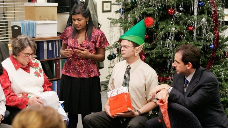 The 12 Best Christmas Episodes from Your Favorite TV Shows ...