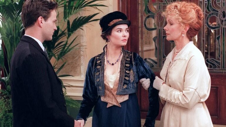 The 22 Best TV Shows About Hotels | tvshowpilot.com