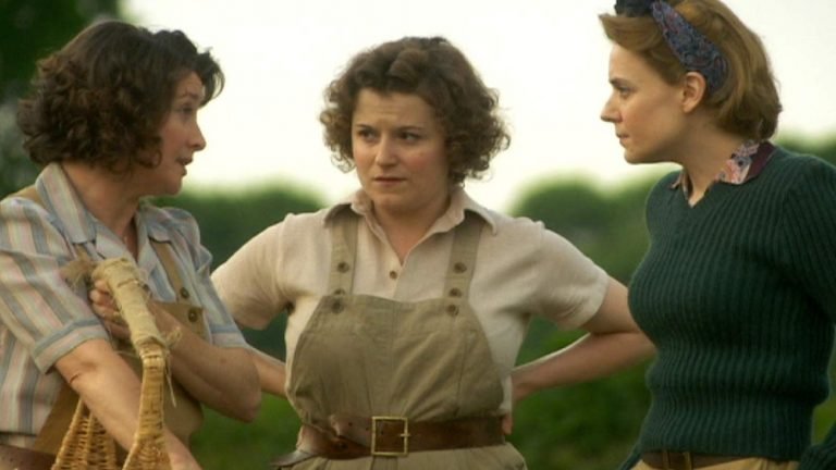 The 19 Best Modern TV Shows Set in the 1940s | tvshowpilot.com