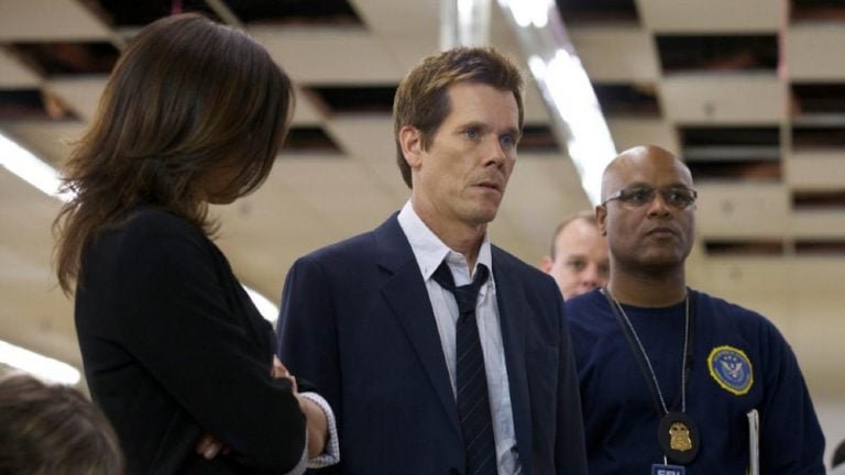 27 Chill-Inducing TV Shows About Serial Killers | tvshowpilot.com