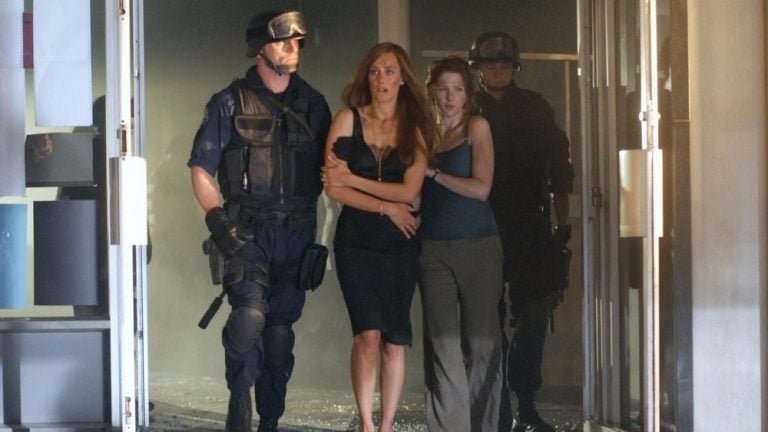 The 15 Best TV Shows About Heists and Robberies | tvshowpilot.com