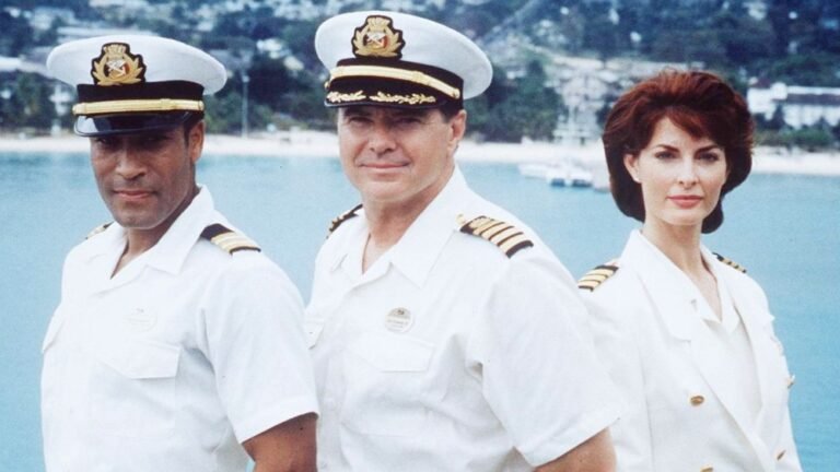 15 Binge-Worthy Cruise Ship TV Shows | tvshowpilot.com