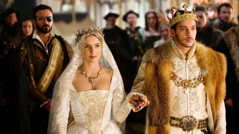 25 Best TV Shows About the Kings & Queens of England | tvshowpilot.com