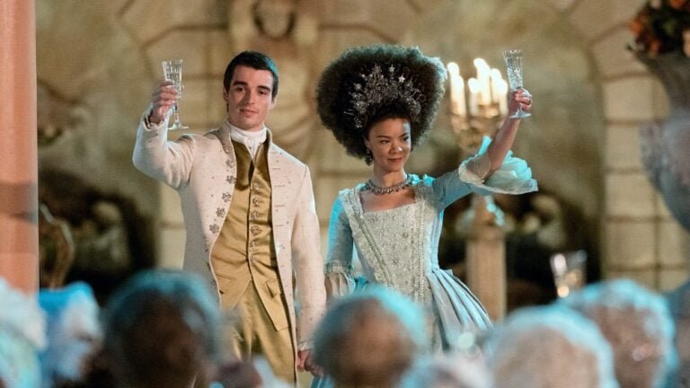 25 Best TV Shows About the Kings & Queens of England | tvshowpilot.com