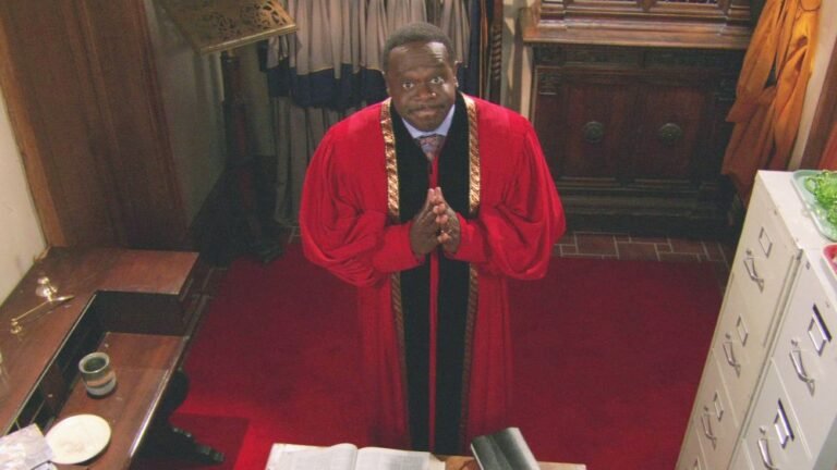 The 23 Best TV Shows About Priests | tvshowpilot.com