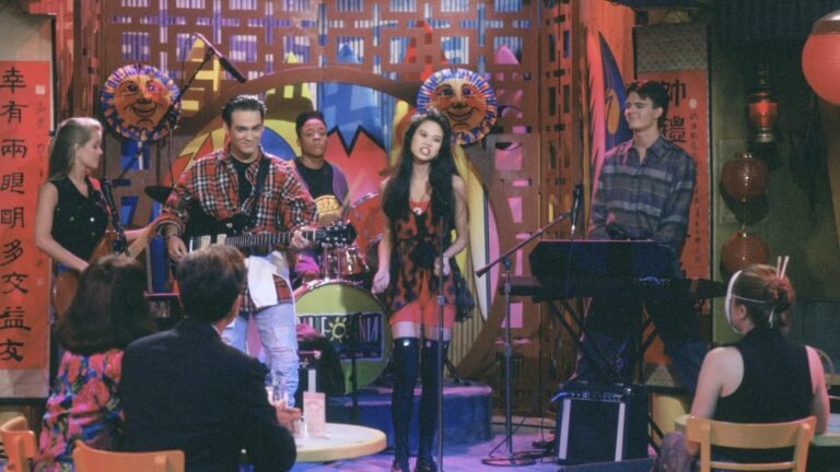 The 28 Best TV Shows About Bands | tvshowpilot.com