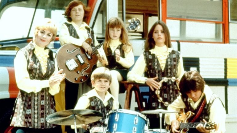 The 28 Best TV Shows About Bands | tvshowpilot.com