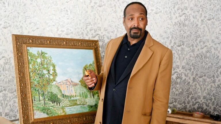 27 Quirkiest TV Show Criminal Consultants | tvshowpilot.com